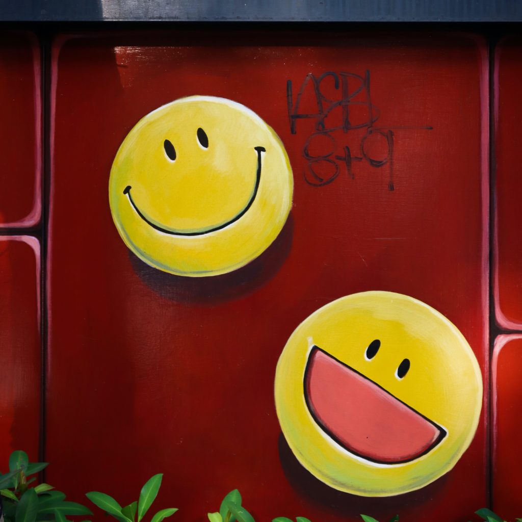 😊 Smiling Face With Smiling Eyes Emoji Guide - What Emoji 🧐